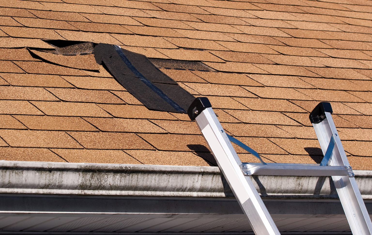 10 Signs Your Roof Was Not Installed Properly